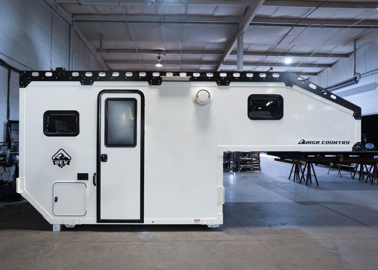 High Country (Hard Side Chassis Mount) - Overland Explorer Vehicles